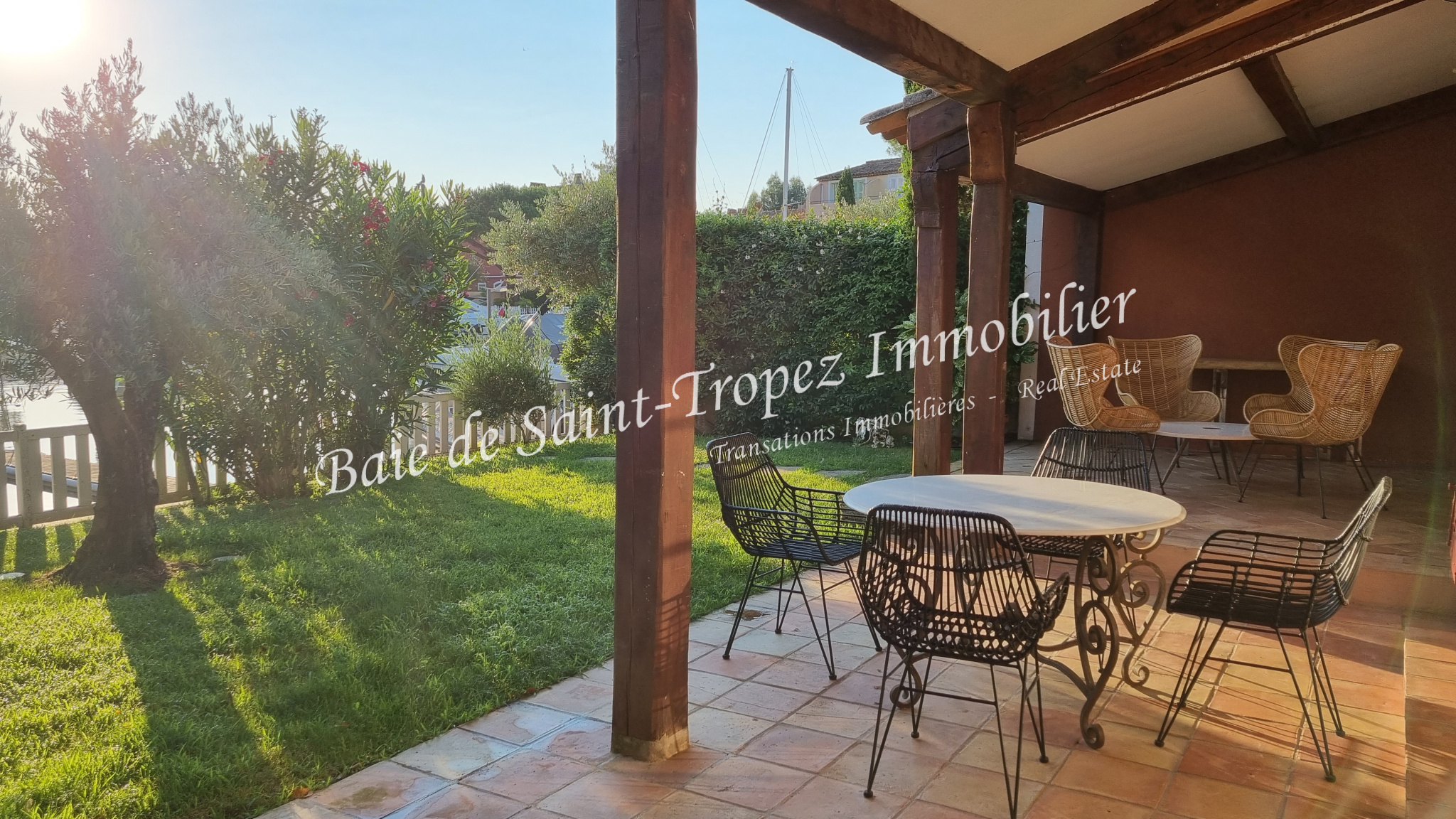 maison ponton: Maison à vendre